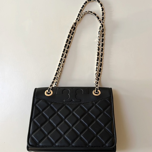 Tory Burch | Bags | Authentic Tory Burch Alexa Convertible Shoulder Bag ...